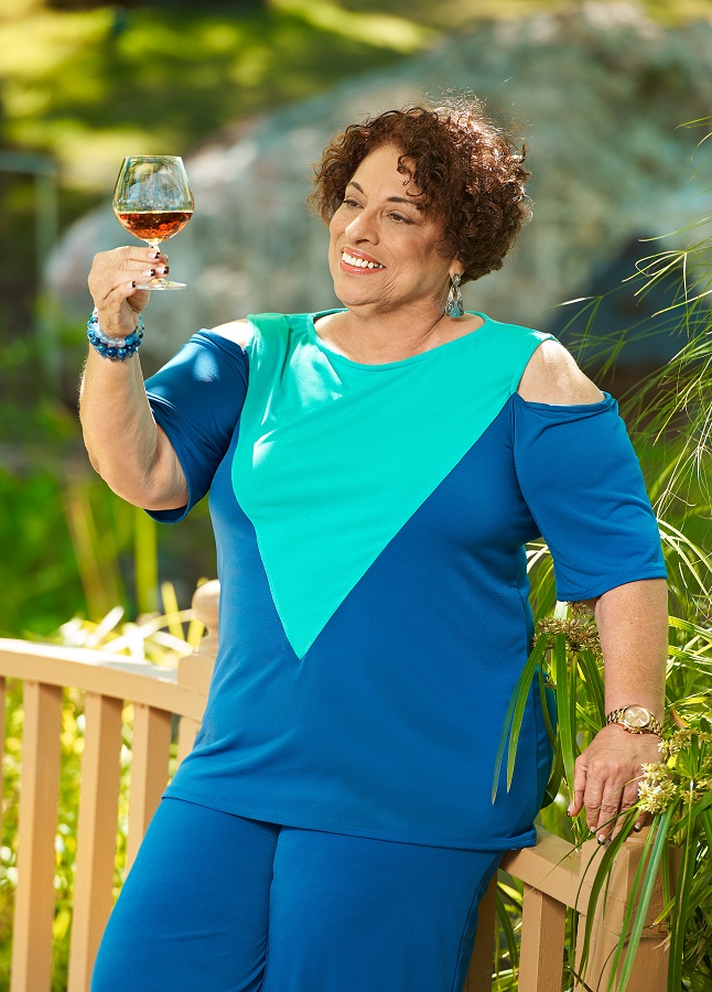 Appleton Estates' Rum Tributes Canada With Special Bottle | PURSUIT